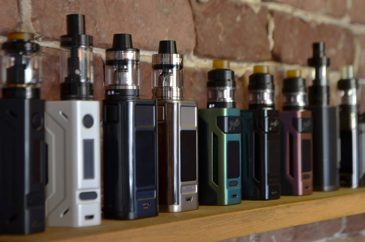 How Long Do Vape Batteries Last? Maximizing Battery Life